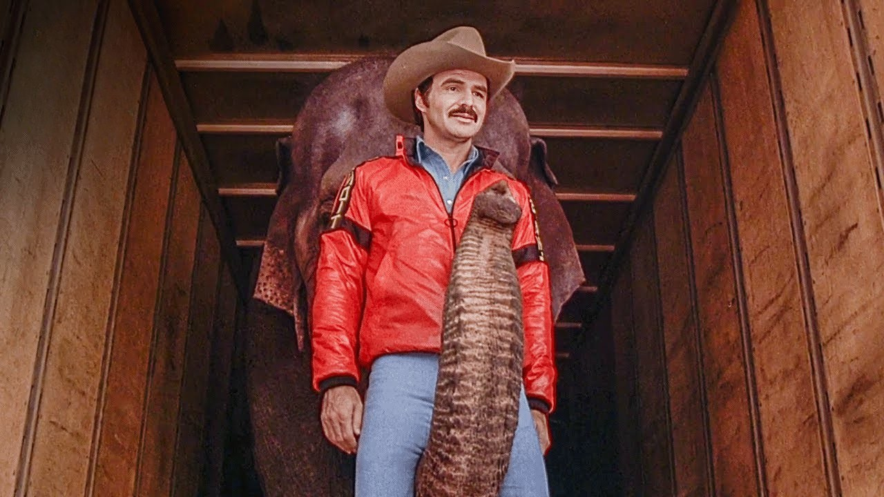 Burt Reynolds finds a WHAT (elephant scene) Smokey and the Bandit II