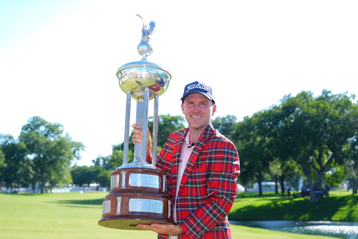 Russell Henley hace birdie en el desempate y vence a Eric Cole en ...