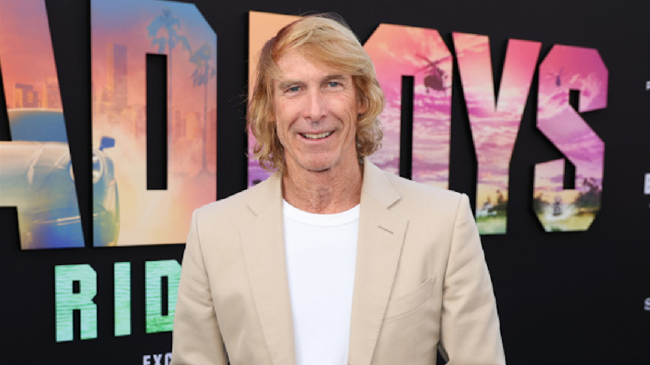Michael Bay to direct movie about fighter jet pilot rescue