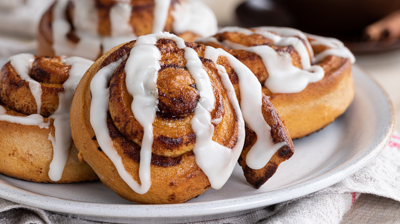 Forget canned cinnamon rolls — grab a slow cooker for an easy, hands ...