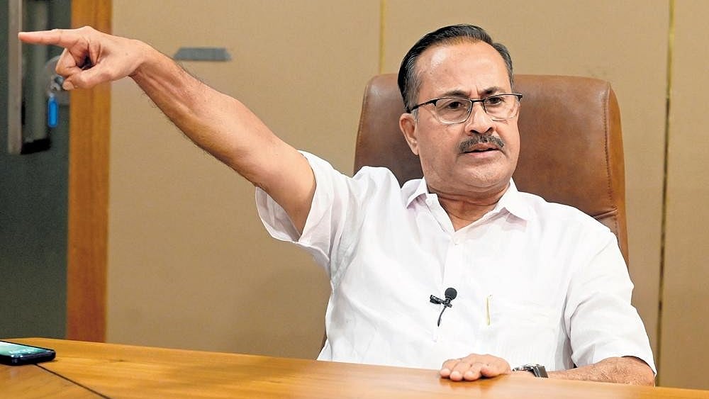 IUML's controlled staff selection triggers unease among ministers