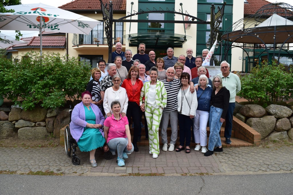 Beim goldenen Klassentreffen werden Erinnerungen an die DDR-Schulzeit wach