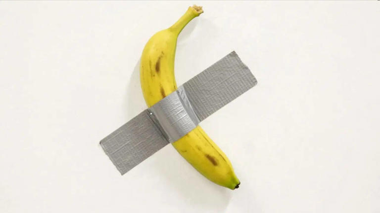 Multimillion-dollar banana: French museum artwork 'Comedian', eaten ...