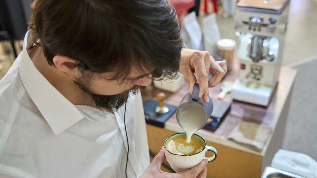 Latte art tips to level up your mornings