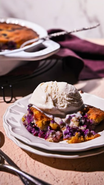 Easy blueberry rhubarb gratin with almond cream