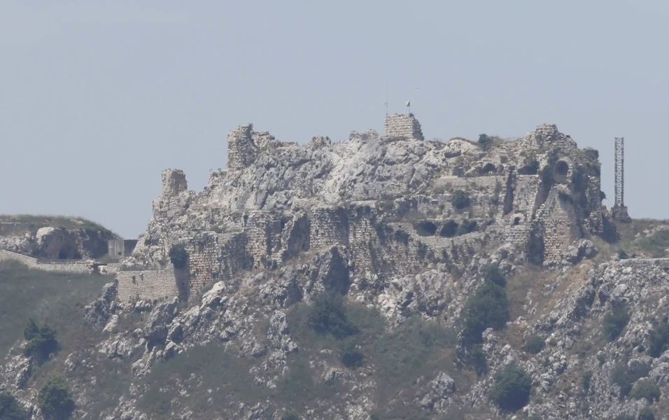 Israeli forces seize Beaufort Castle in major Lebanon push