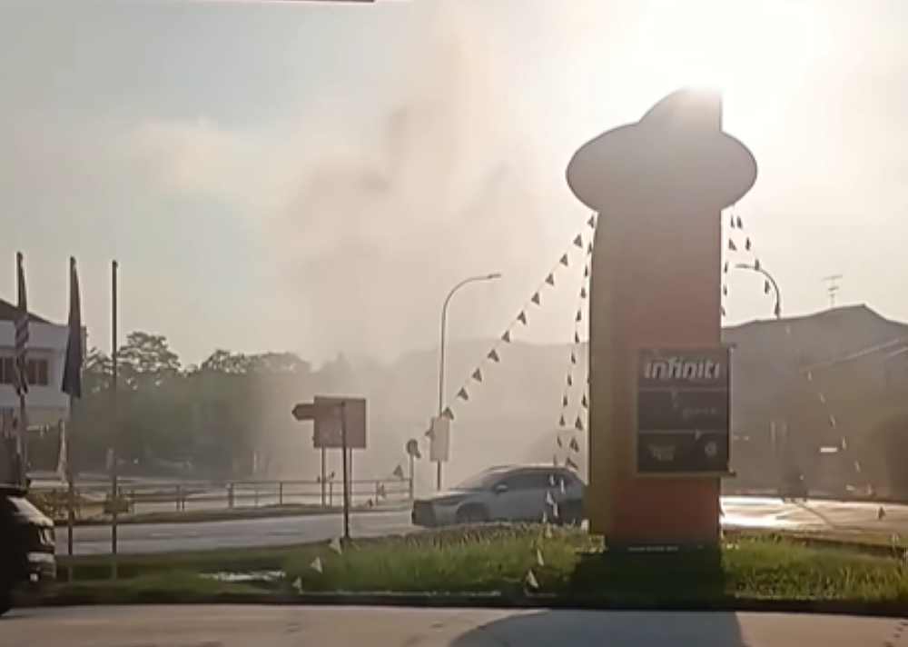 Tyre blowout causes Aruz to smash into hydrant, five-hour water ...