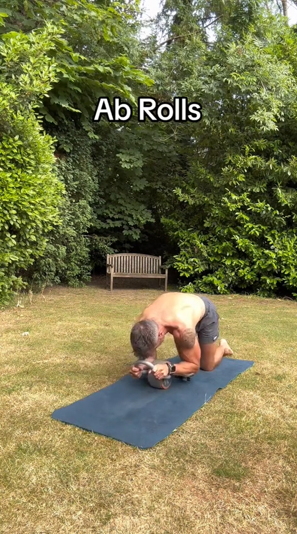 Effective home workout using an ab roller for core power