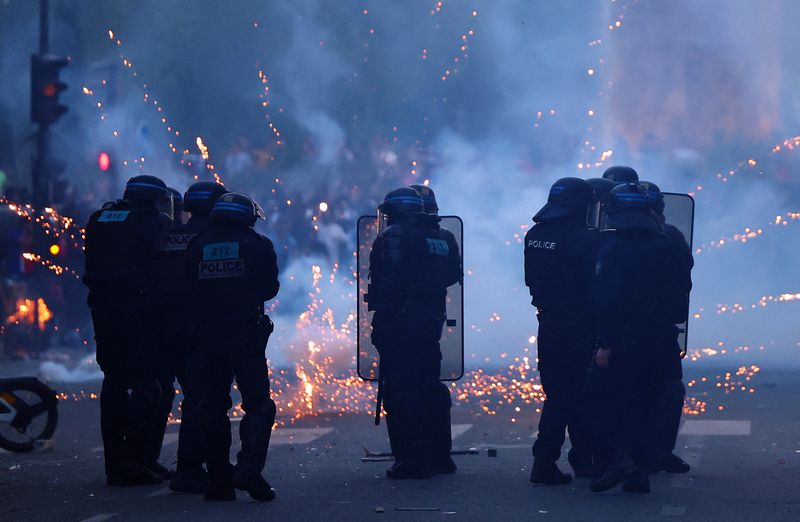 Two hundred hurt in post-game violence as Paris hails second Champions ...