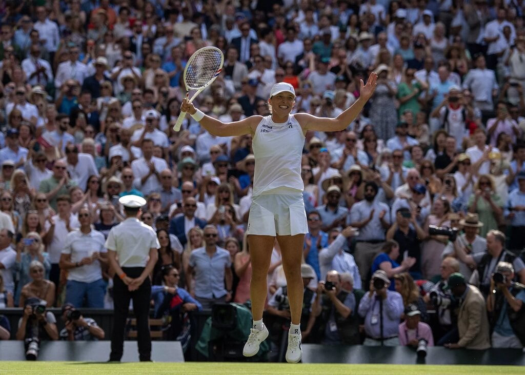 WTA French Open round of 16 best bets including Marta Kostyuk vs Iga ...