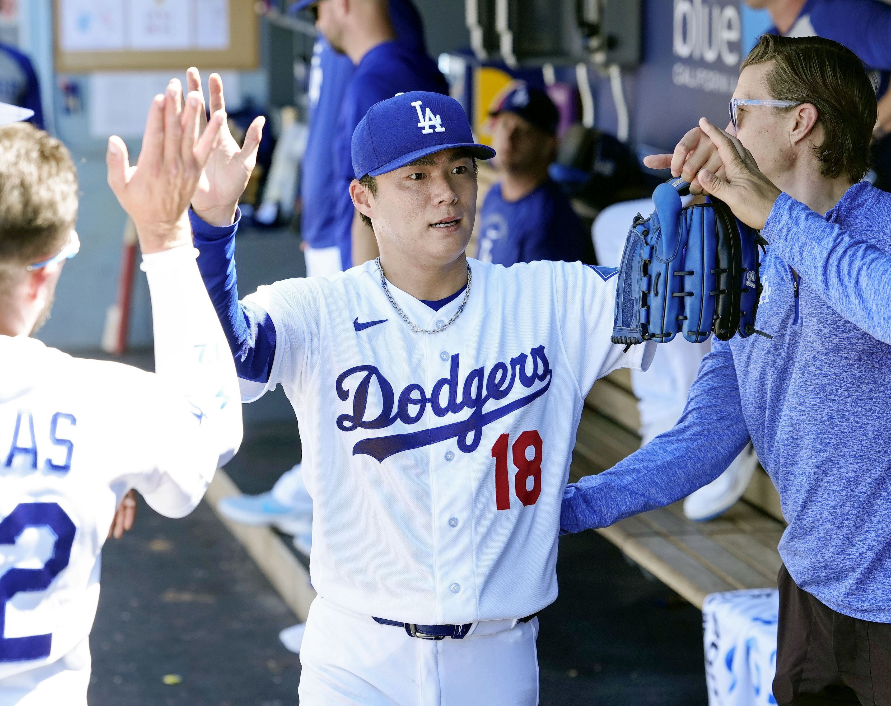 Baseball: Yamamoto fans season-high 10 batters in win against Phillies