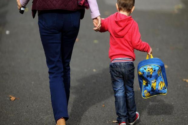 Government risks breaching law on child poverty warn charities