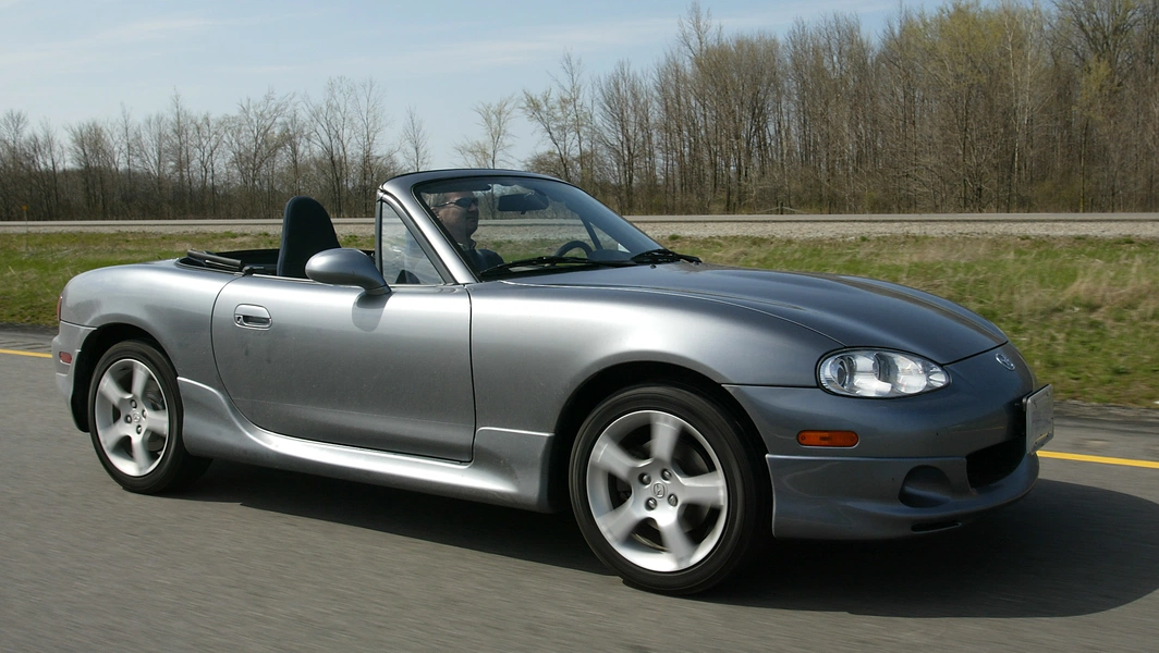 Mazda targets sub-one-ton weight for next-gen Miata