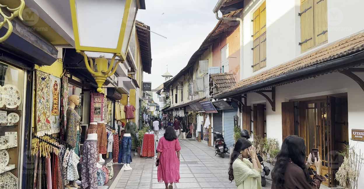 Key events in Kerala today: Praveshanolsavam, auction market, theatre ...