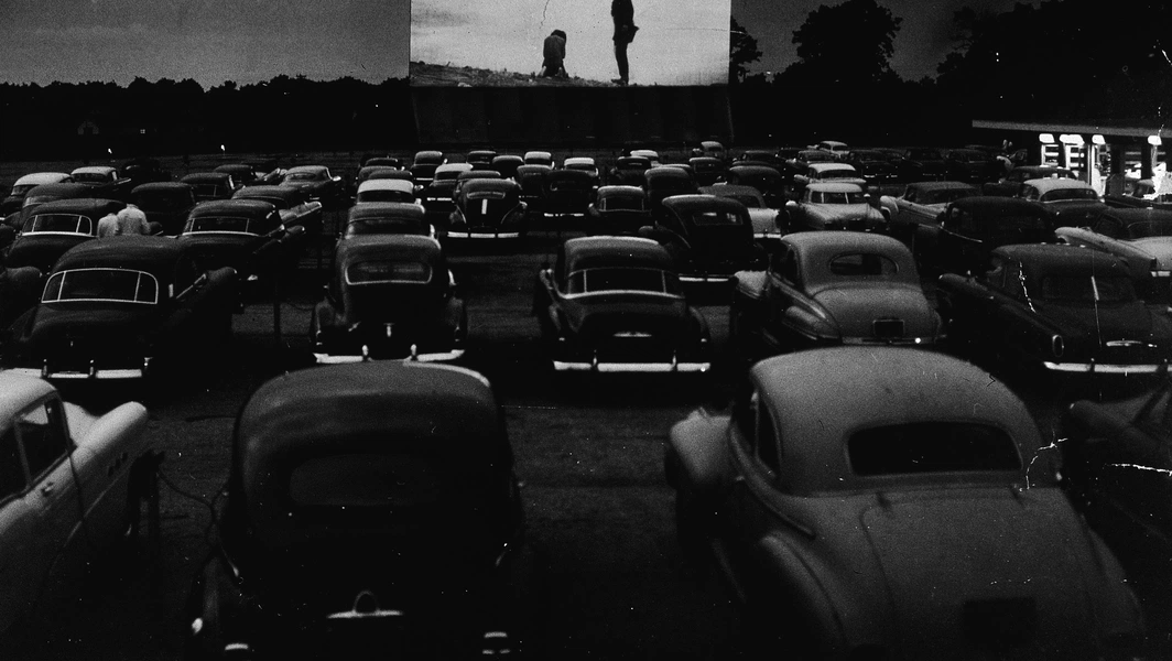 16 iconic moments and trends of the 1950s