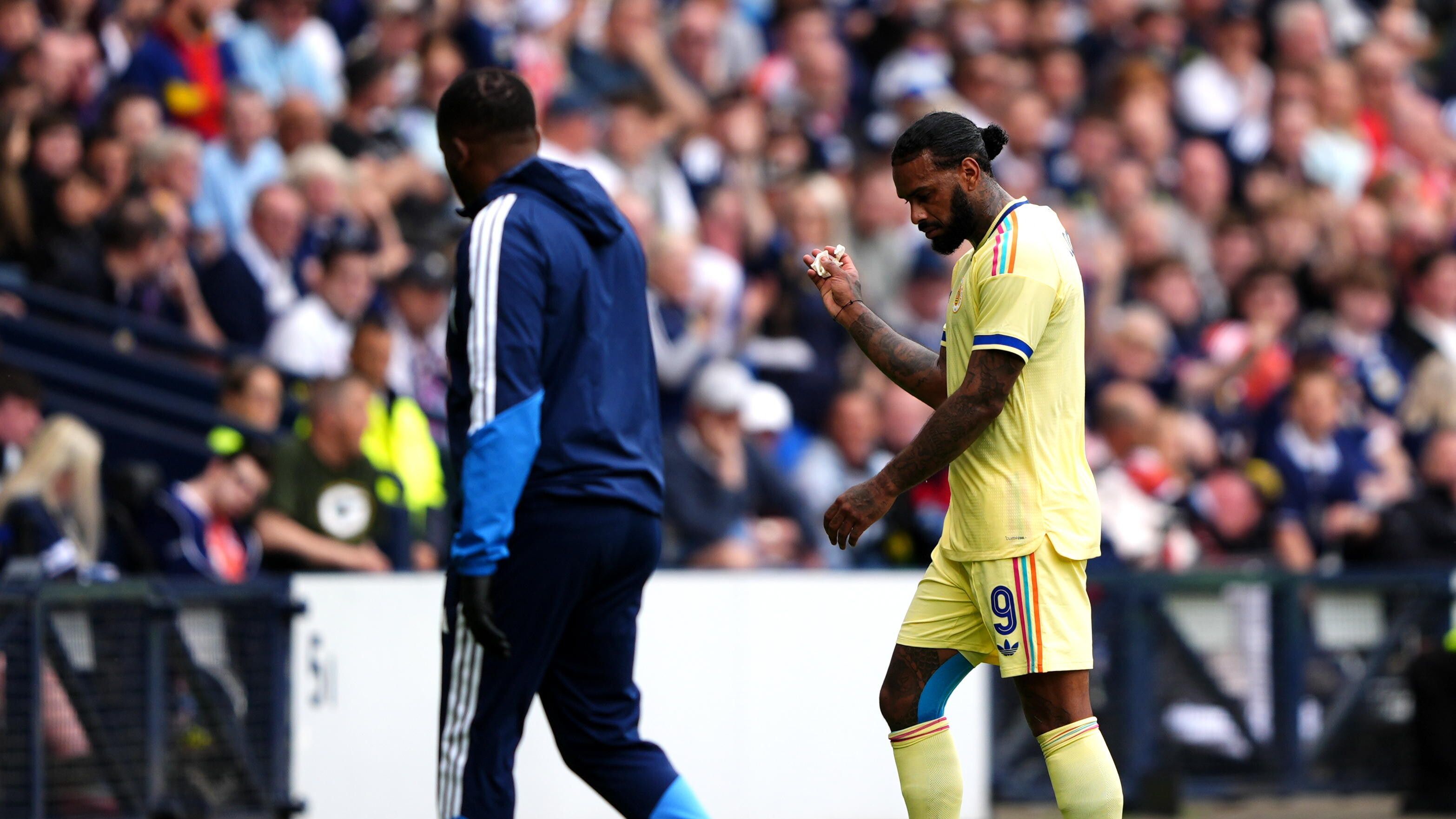 Nach Rot im WM-Test: Fehlt Locadia gegen Deutschland?