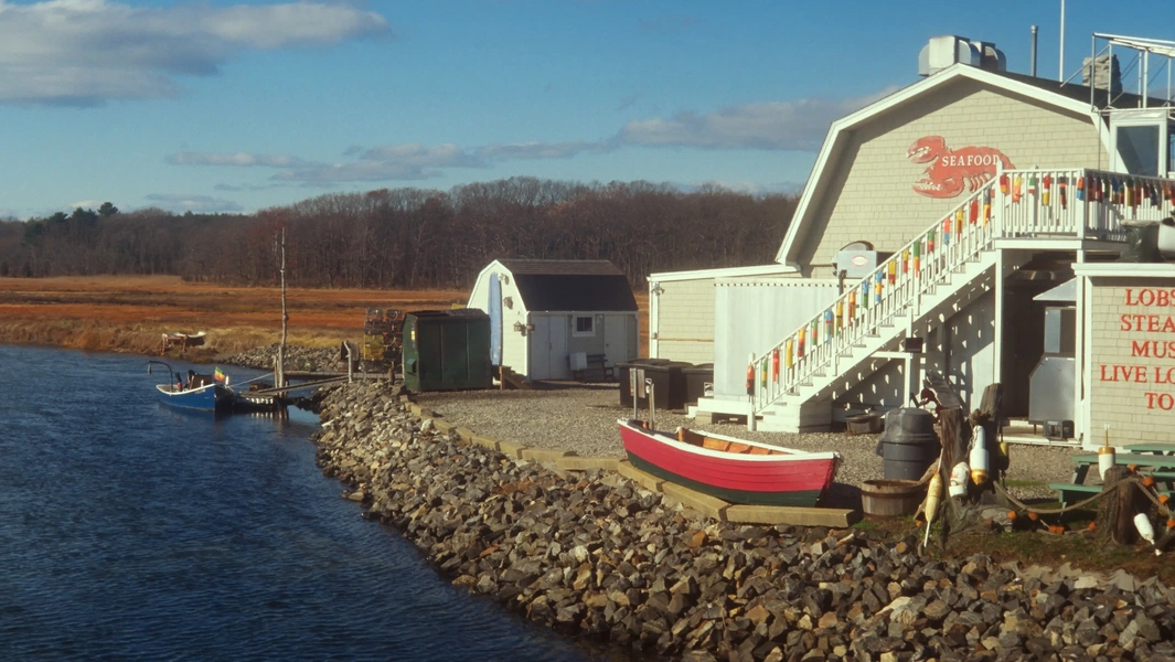 11 charming small-town restaurants across America