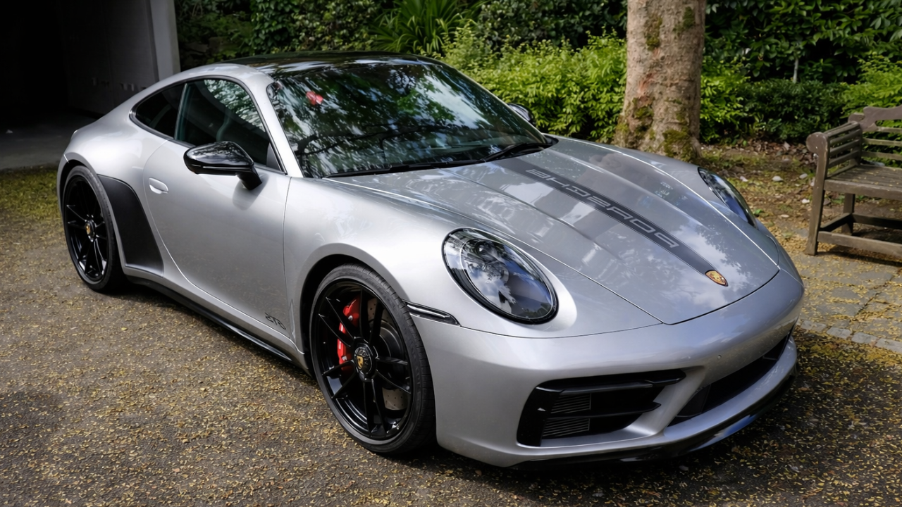 Collecting my dream Porsche 911 Carrera GTS