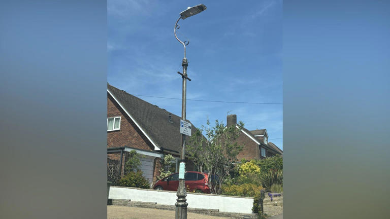 Row erupts over 'heritage lamp-post' replacements