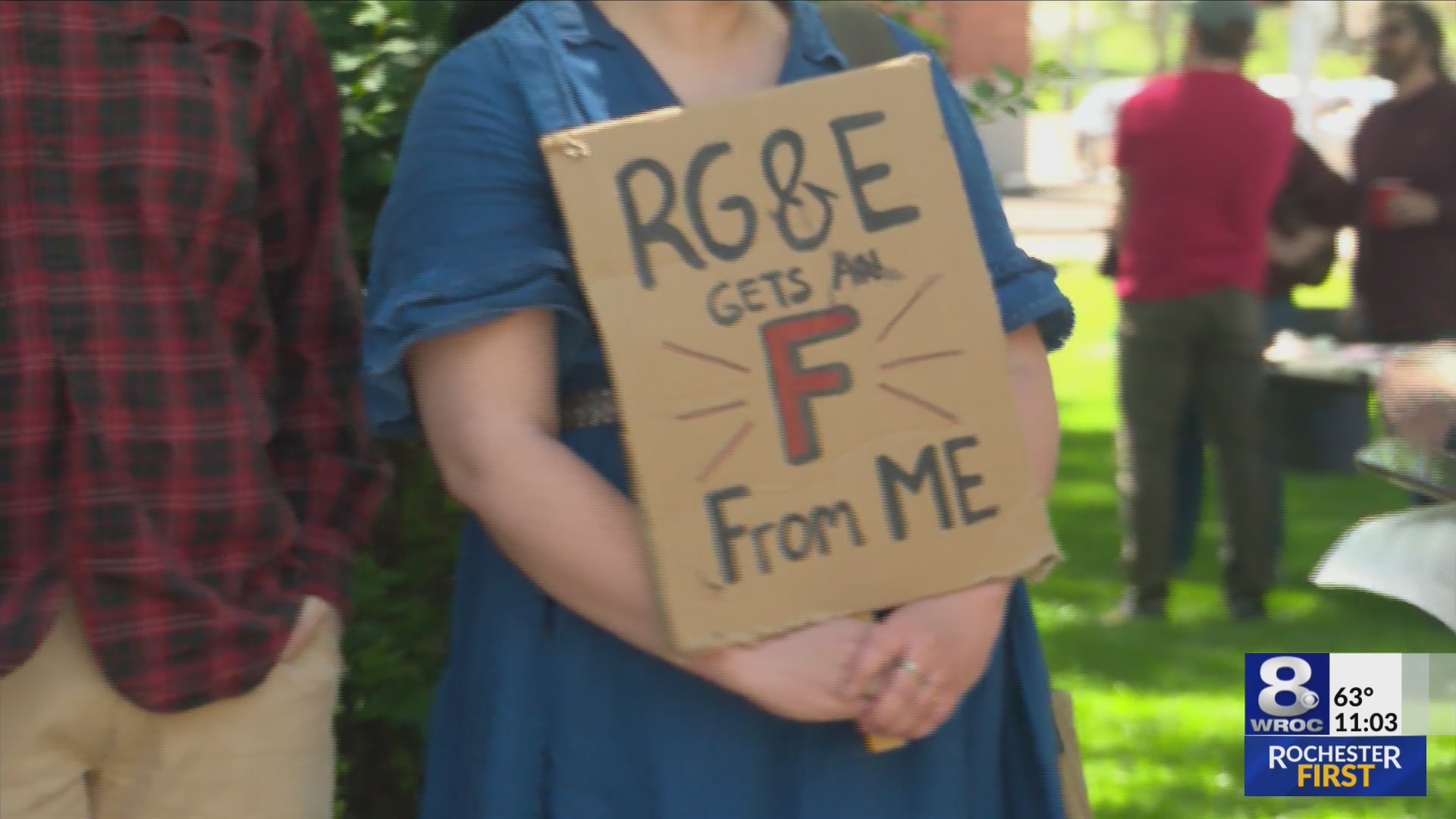 Advocacy groups hold press conference in response to RG&E's proposed ...