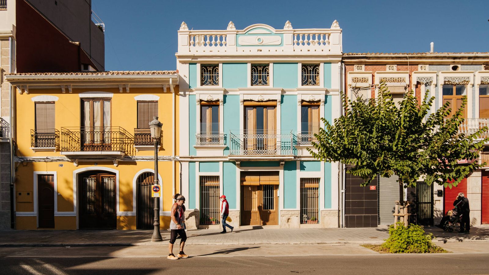 Valencia se está llenando de nuevos edificios que quieren ser como sus ...