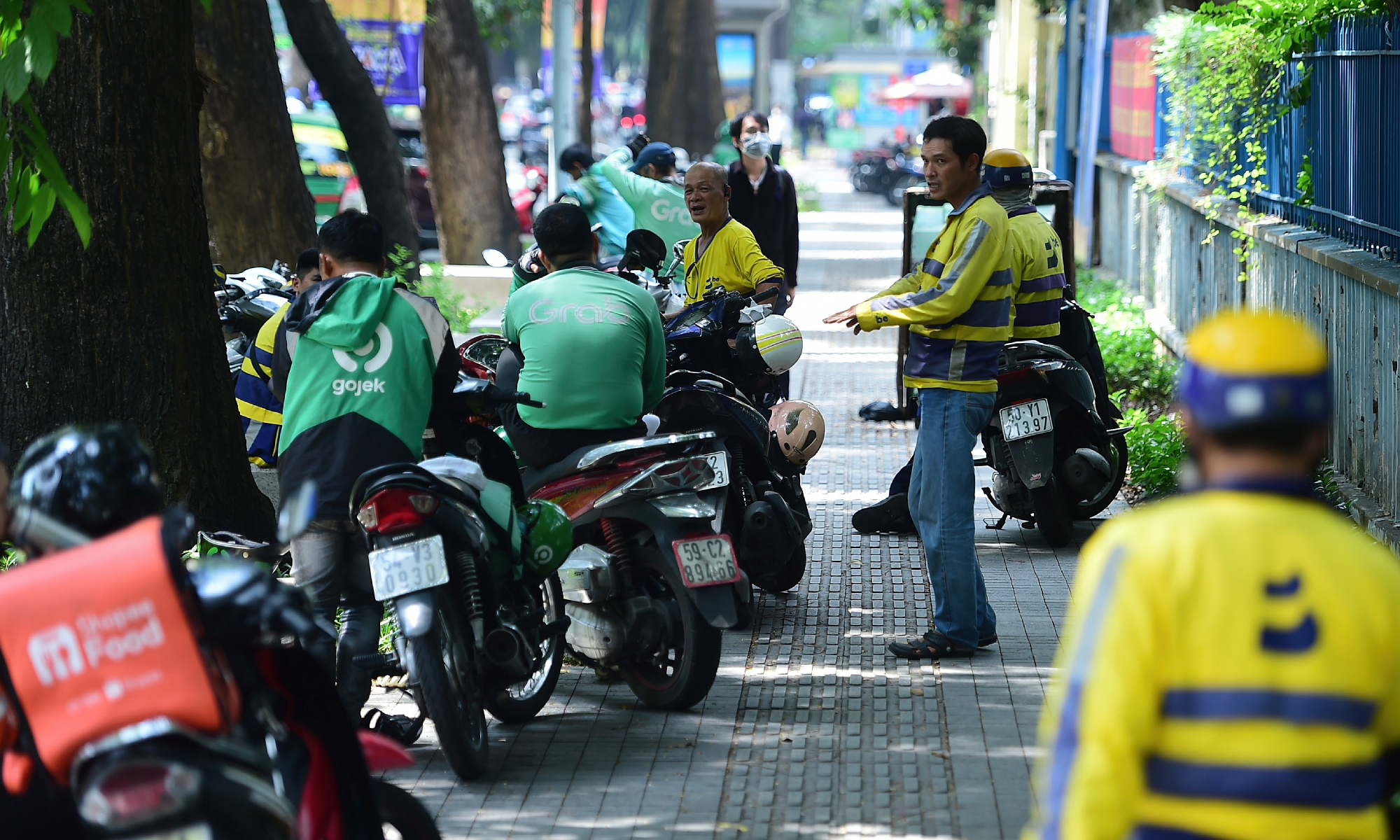 Ride-hailing drivers trapped between abusive passengers and app algorithms