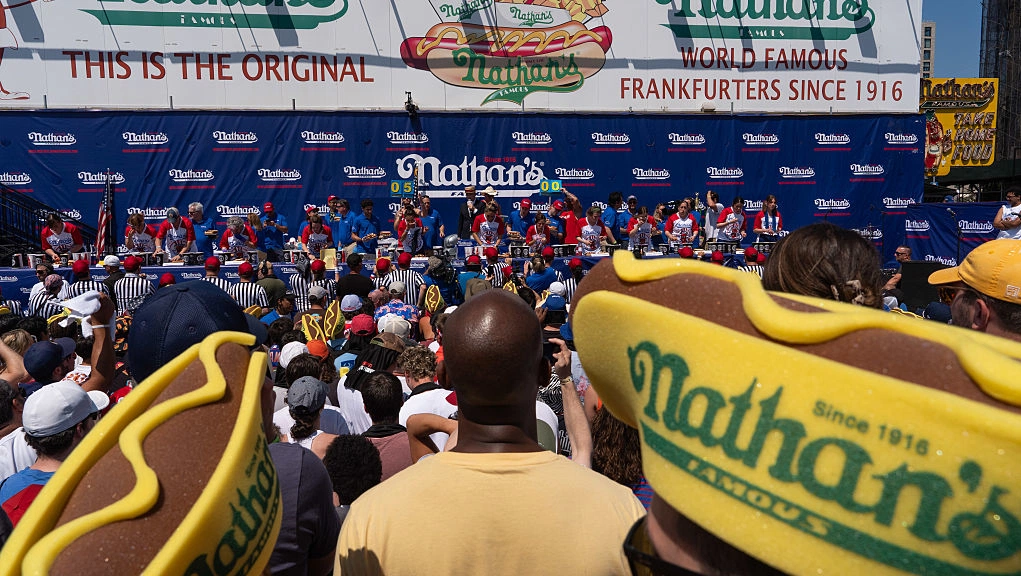 8 iconic hot dogs across America