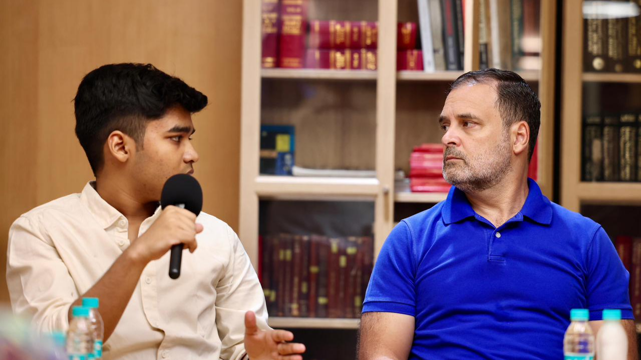 'Beware of pickpockets sitting inside CBSE': Rahul Gandhi slams board ...