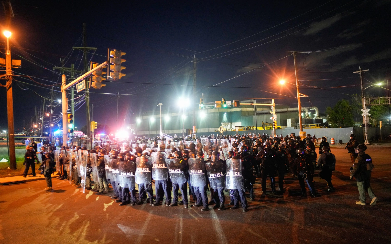 Visits resume at New Jersey migrant detention centre as police widen ...