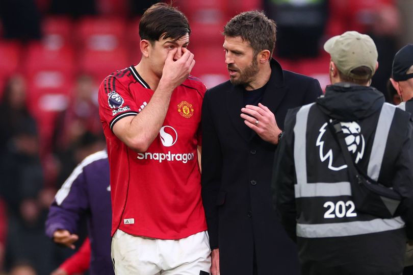 Man Utd face major transfer headache as club legend offered to Inter Milan