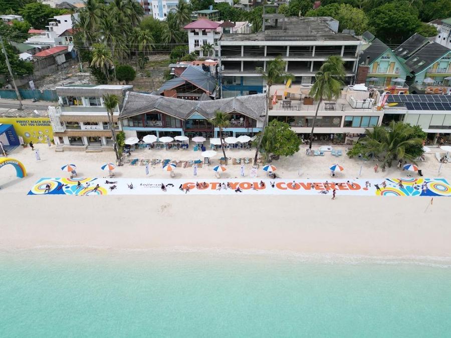 Boracay shores overtaken by the Philippines' longest beach towel ...