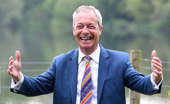 Bombshell poll shows ‘working class abandon Labour’ as union members ...