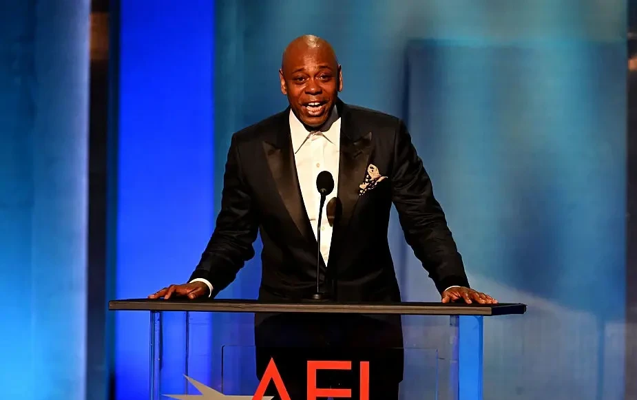 Dave Chappelle recalls Charlie Murphy in Eddie Murphy tribute