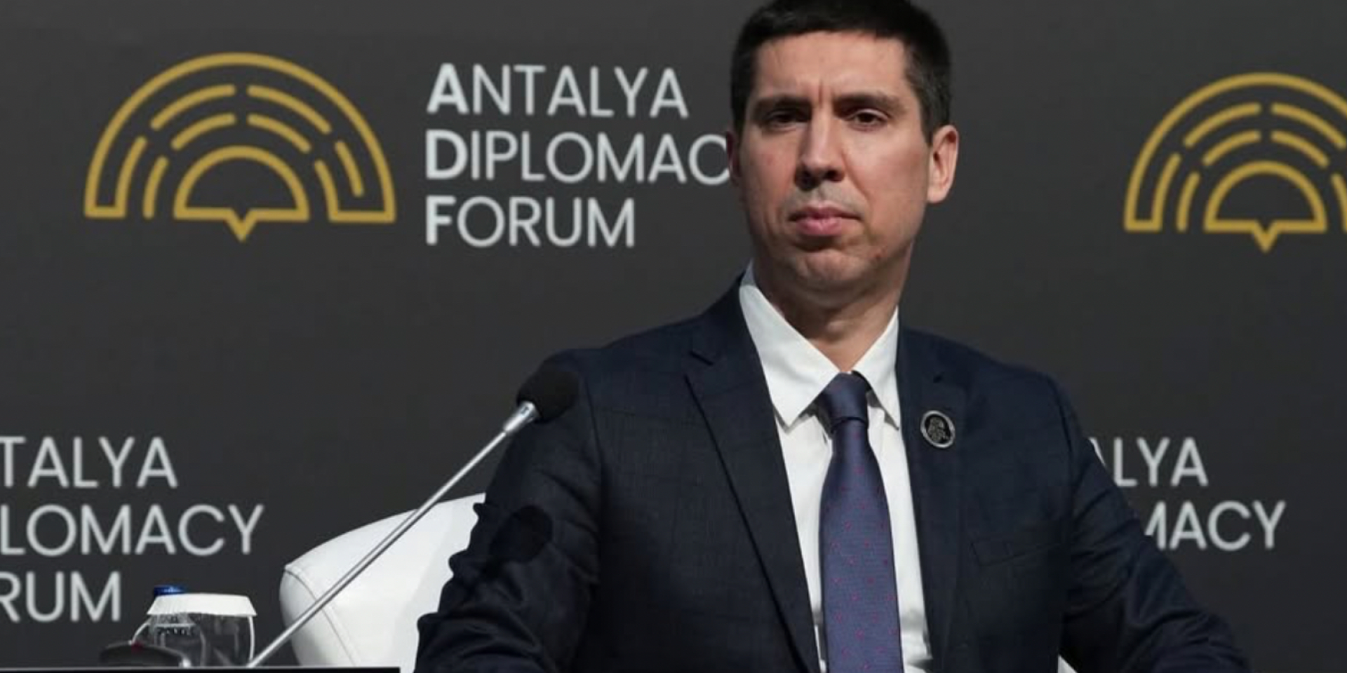 Moldovan FM backs possible unification with Romania, calls for open debate