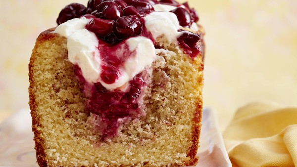Supersaftiger Nuss-Kirsch-Kuchen