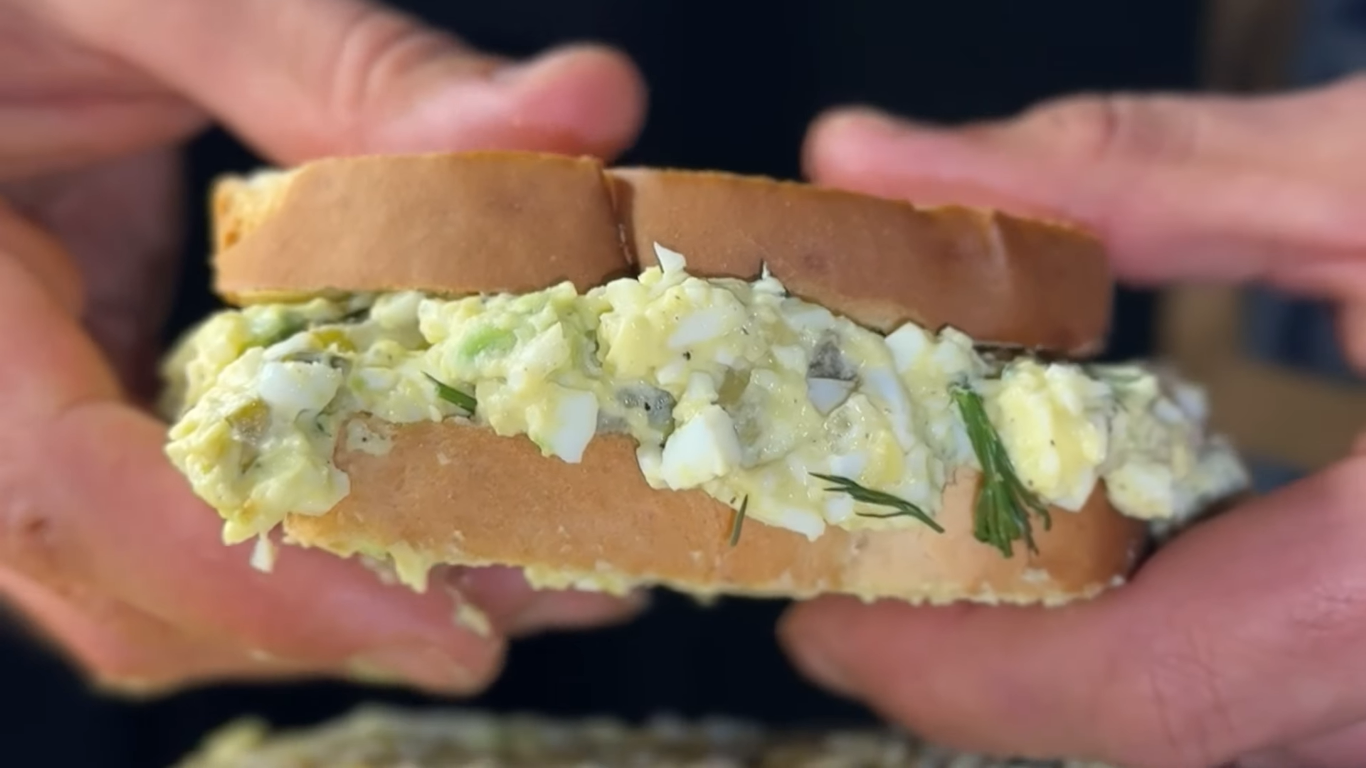 Best egg salad ever 🥚🔥 perfect for your fitness goals... warning ...
