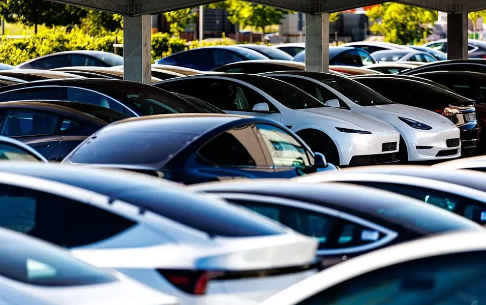 EV trade-ins hit 72% despite loss of $7,500 credit