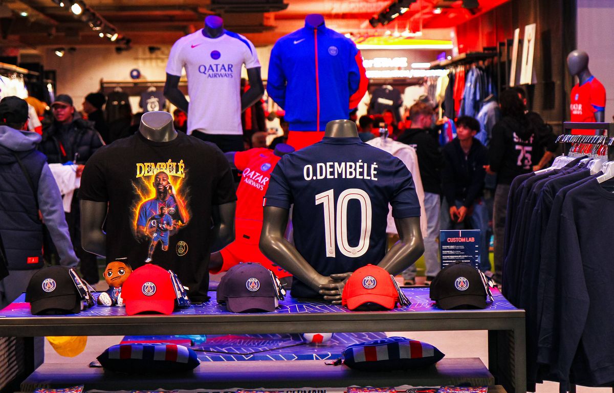 Le PSG champion d’Europe : Les maillots Back 2 Back aux deux étoiles ...