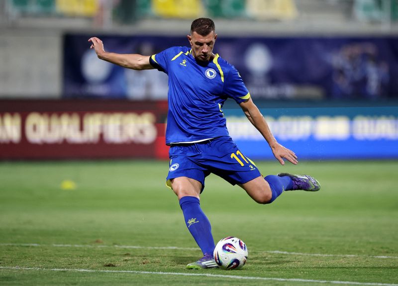 Soccer-Veteran Dzeko the Talisman for Bosnia's New Generation