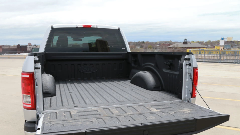 8 pickup bed storage tips and hazards