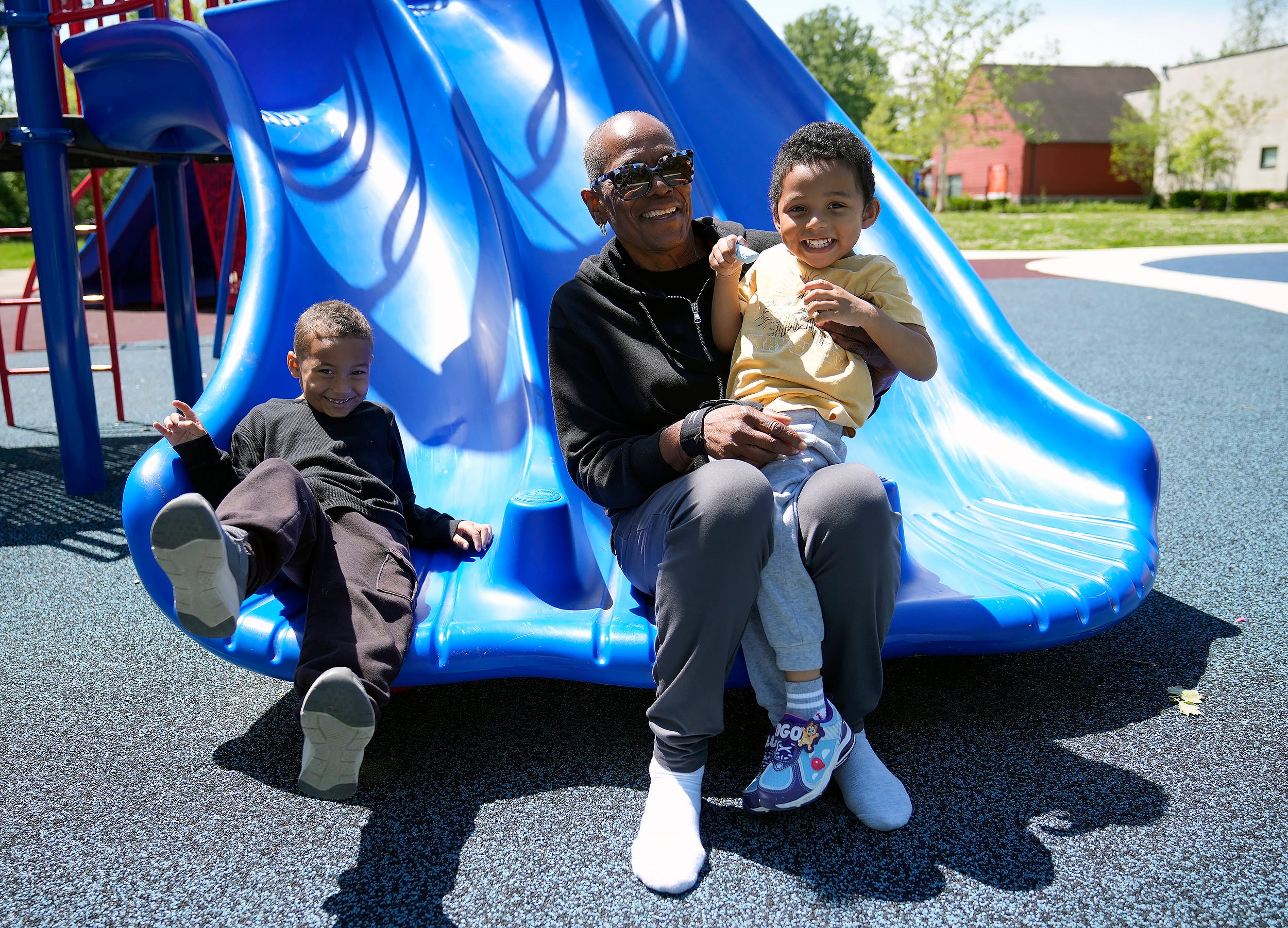 After taking in two children, 70-year-old woman becomes homeless