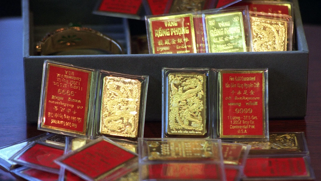 FBI finds $40M gold stash at ex-CIA officer’s home