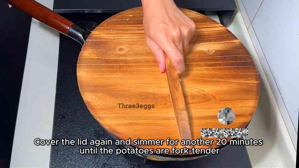 Braised brisket gets better with these mini potatoes