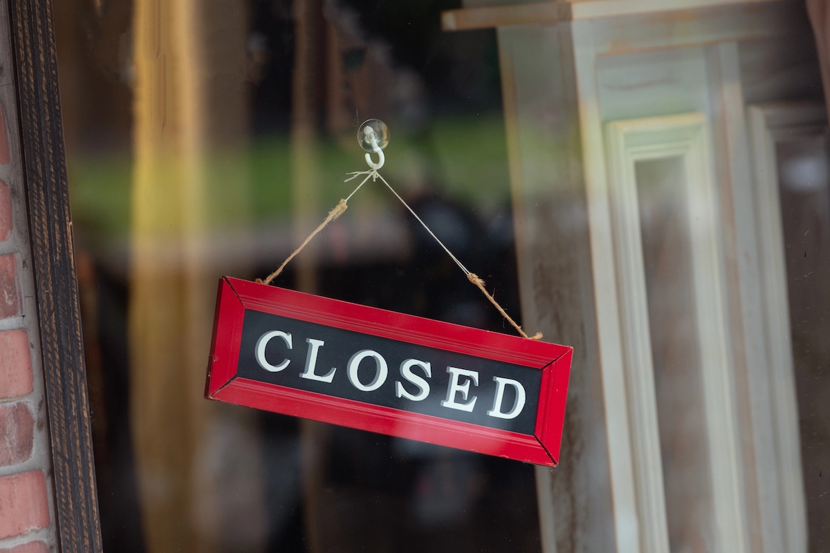 Could your college close? 5 warning signs every family should watch for