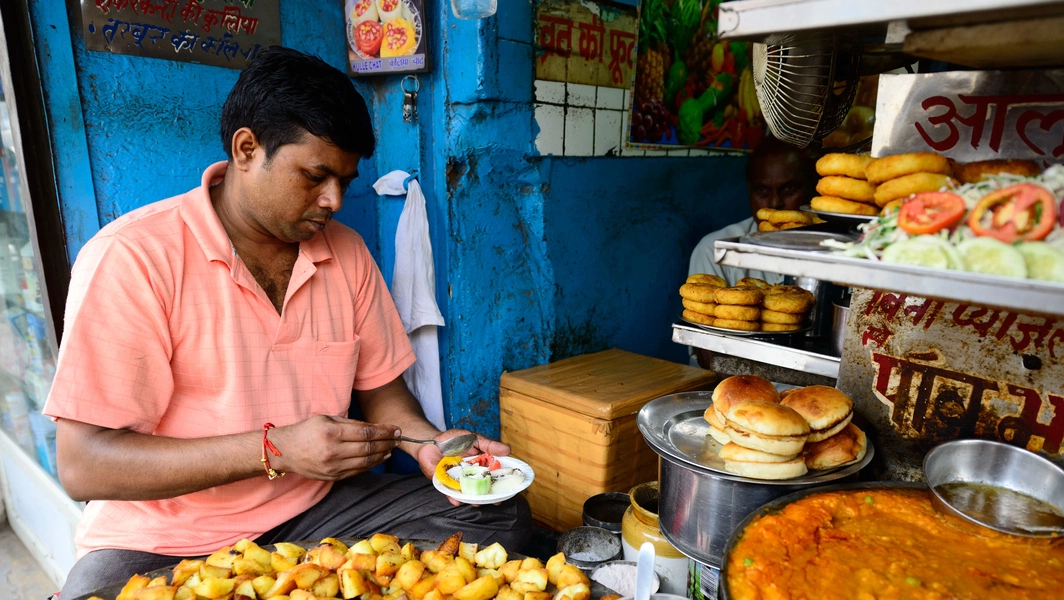 Chole bhature pizza sparks online debate over fusion food