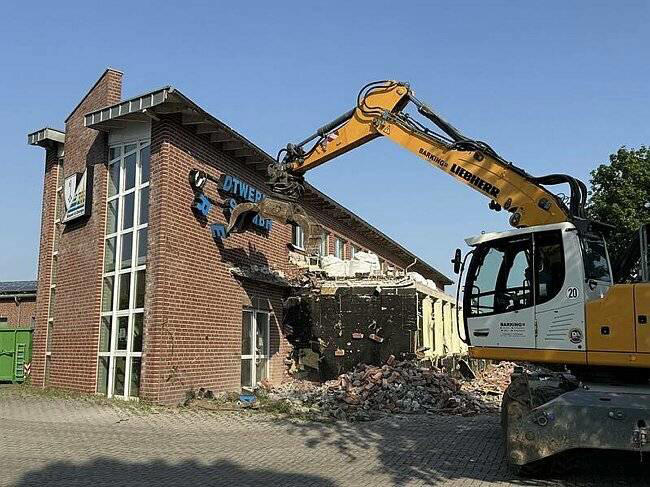 Rees: Altes Stadtwerke-Gebäude verschwindet