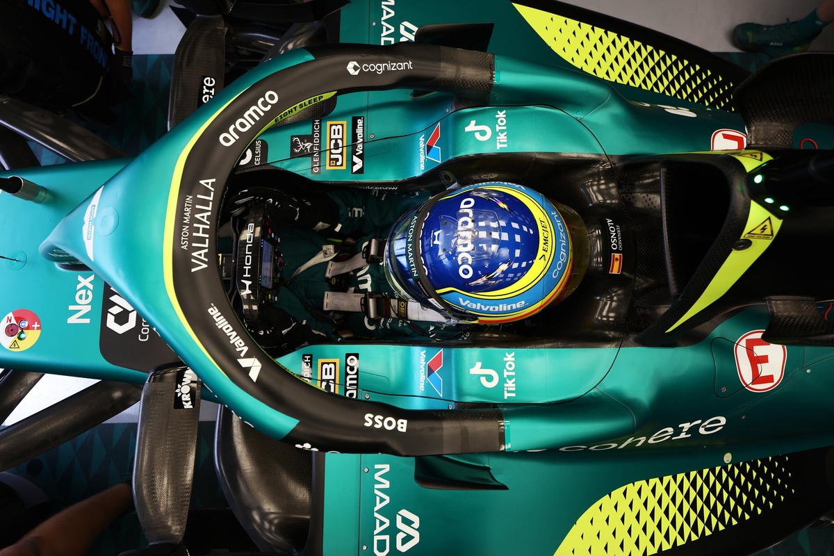 Alonso viel uit in Canada door gewijzigde zitpositie Aston Martin