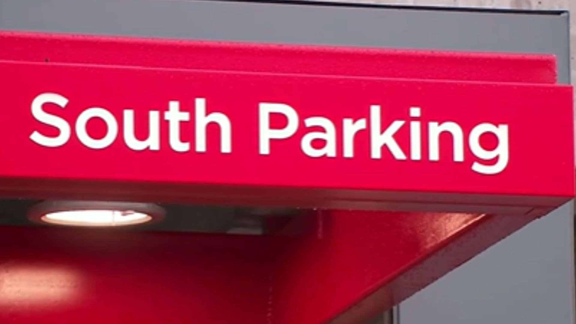 Massive new parking deck opens at Atlanta airport