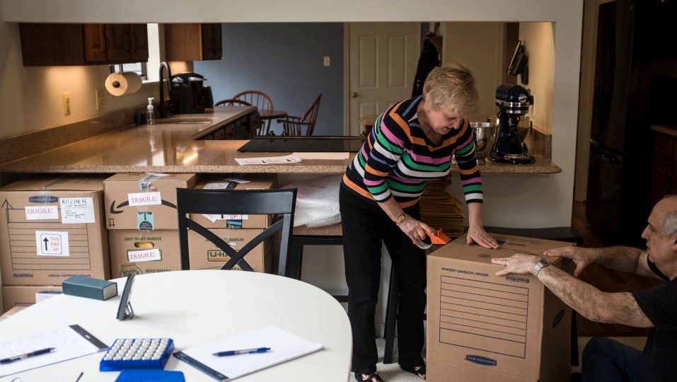 Decluttering tips to prepare for retirement move