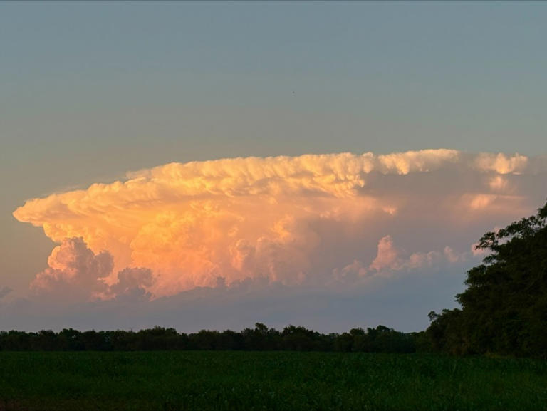 Storm produces funnel cloud in Greenwood County